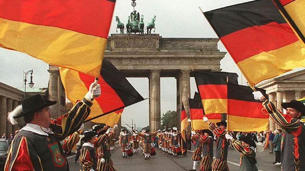 Germany Unification on October 3, 1990 and fall of Berlin Wall (1989 ...