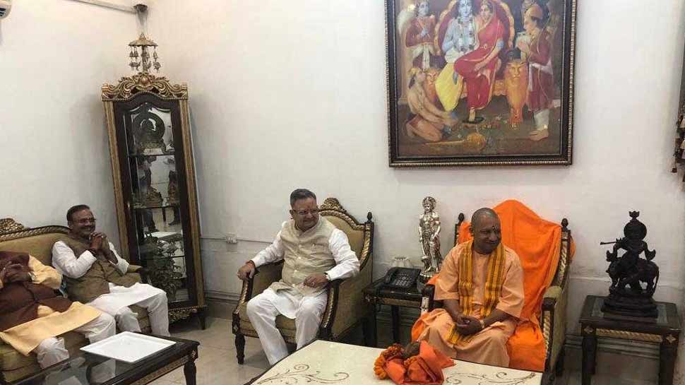 Yogi Adityanath reached Raipur said BJP will win by huge majority ...